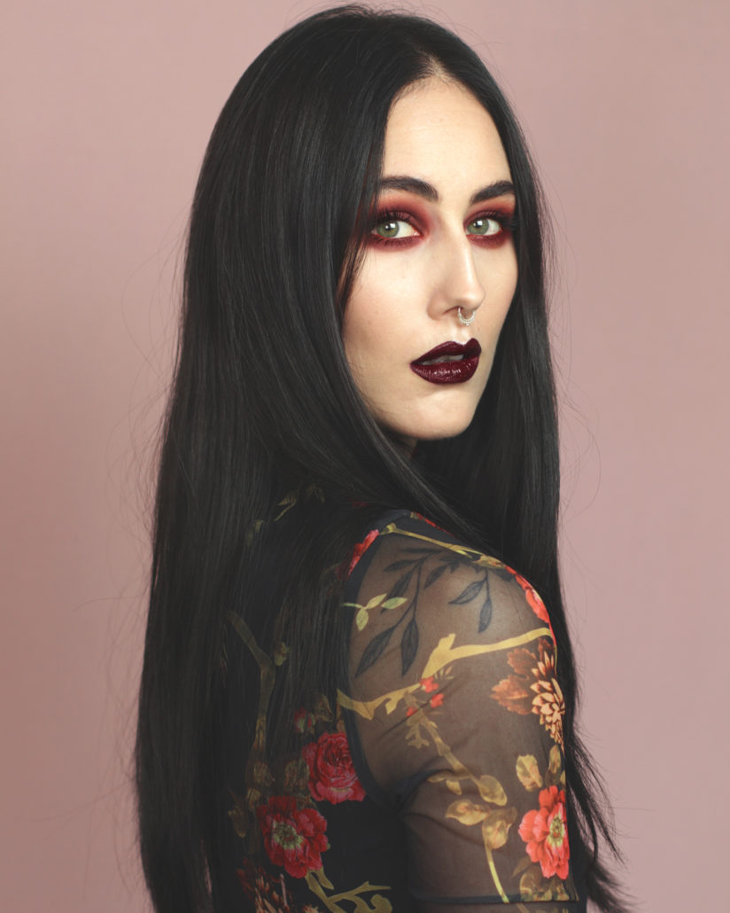 NYX Perfect Filter - Rustic Antique Red goth makeup - Idas Skönhetsblogg